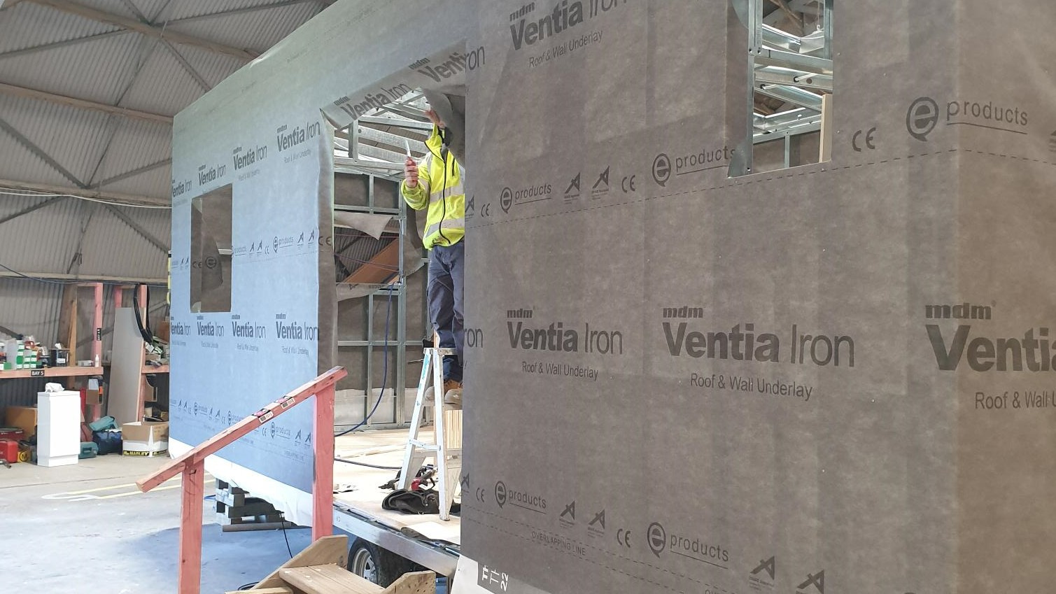 Build - VENTIA IRON - ROOF & WALL UNDERLAY 2.74m x 36.5m (100m2)