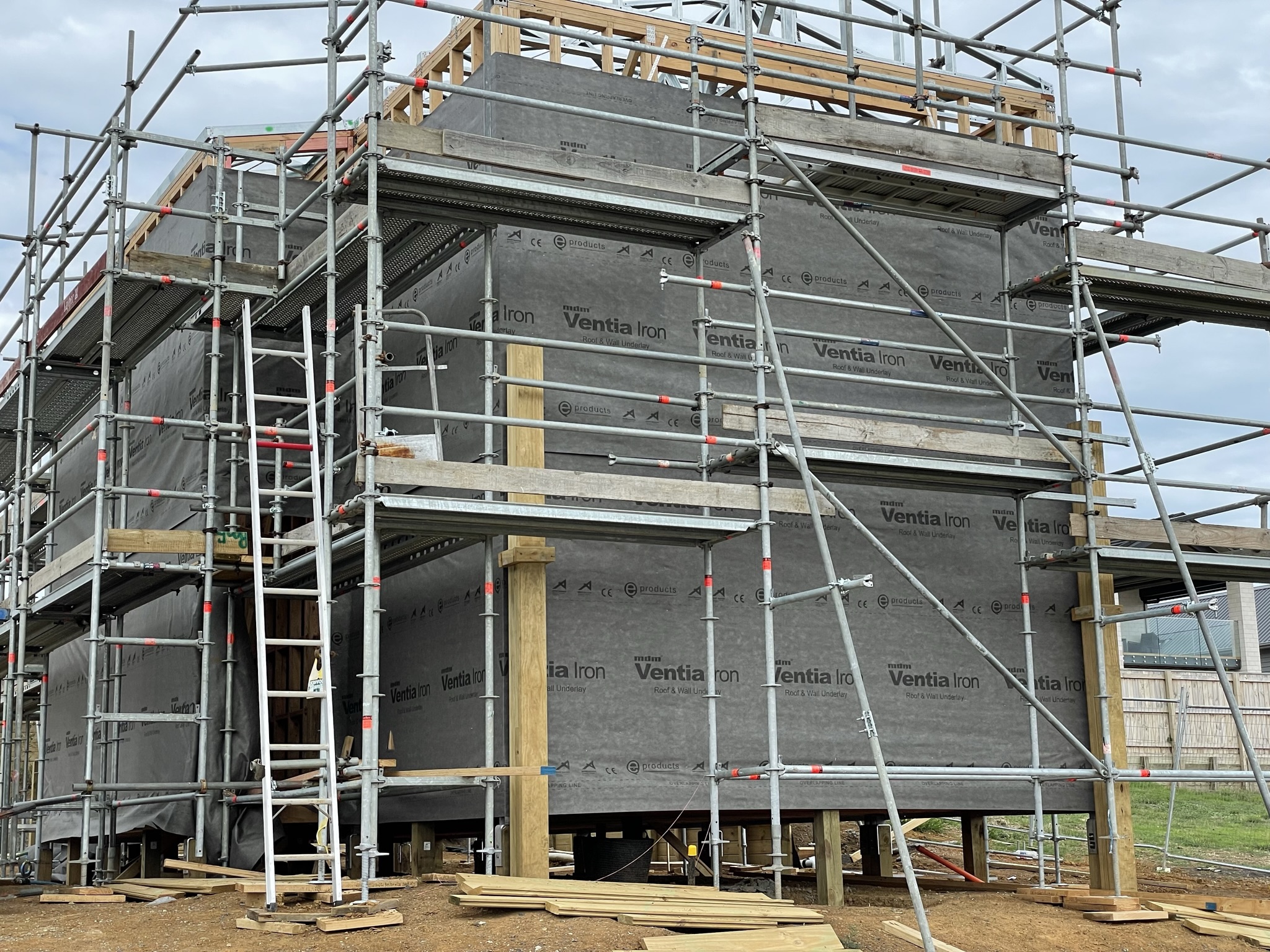 Build - VENTIA IRON - ROOF & WALL UNDERLAY 2.74m x 36.5m (100m2)